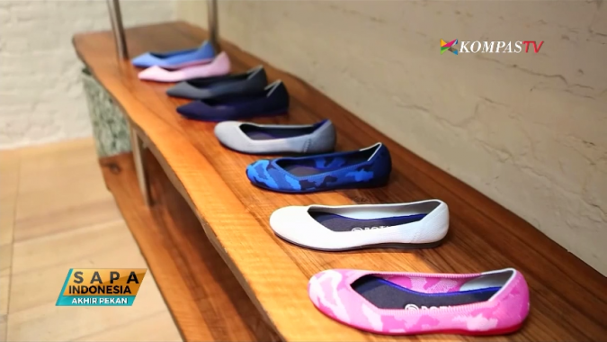 Unik, Sepatu dari Bahan Daur Ulang Plastik Sampah